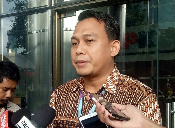 KPK Temukan Catatan Aliran Uang Perkara Suap Wali Kota Ambon KPK Temukan Catatan Aliran Uang Perkara Suap Wali Kota Ambon