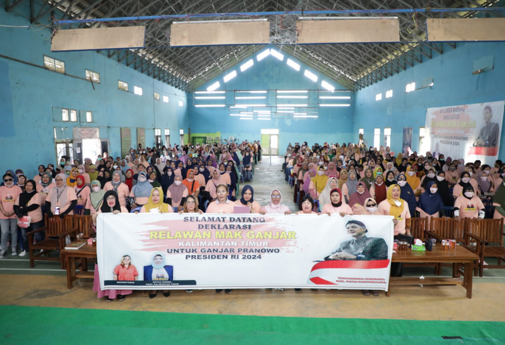 Emak-emak di Kaltim Gaungkan Ganjar Presiden 2024