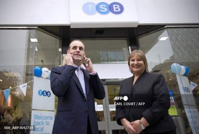 Liga Inggris Dipimpin Perempuan untuk Kali Pertama