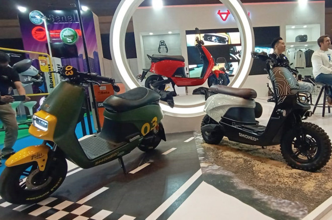 Mengintip STNK Motor Roda Tiga Listrik, Bebas Pajak BBN-KB - Medcom.id