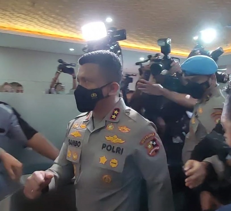 Irjen Ferdy Sambo Sampaikan Hal ini sebelum Menjalani Pemeriksaan di ...