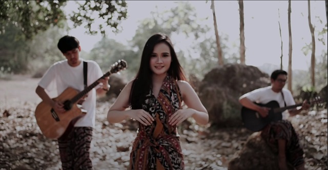 Makna dan Lirik Lagu Asmalibrasi yang Viral di Tiktok Makna dan Lirik Lagu Asmalibrasi yang Viral di Tiktok