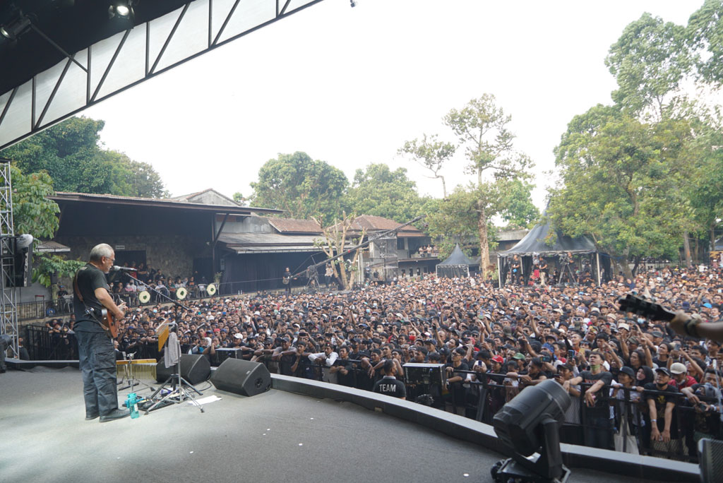 Rayakan Ulang Tahun ke-61 dengan Konser Tunggal, Iwan Fals Ungkap ... Rayakan Ulang Tahun ke-61 dengan Konser Tunggal, Iwan Fals Ungkap ...