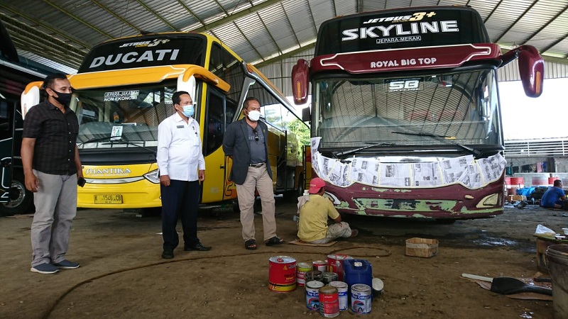Tarif Bus AKAP Naik Seiring Penaikan Harga BBM Tarif Bus AKAP Naik Seiring Penaikan Harga BBM