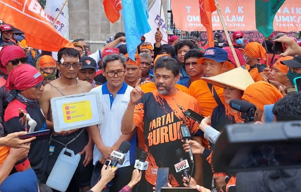 Tuntut Harga BBM Diturunkan, Seluruh Gubernur Didesak Bersurat ke Jokowi