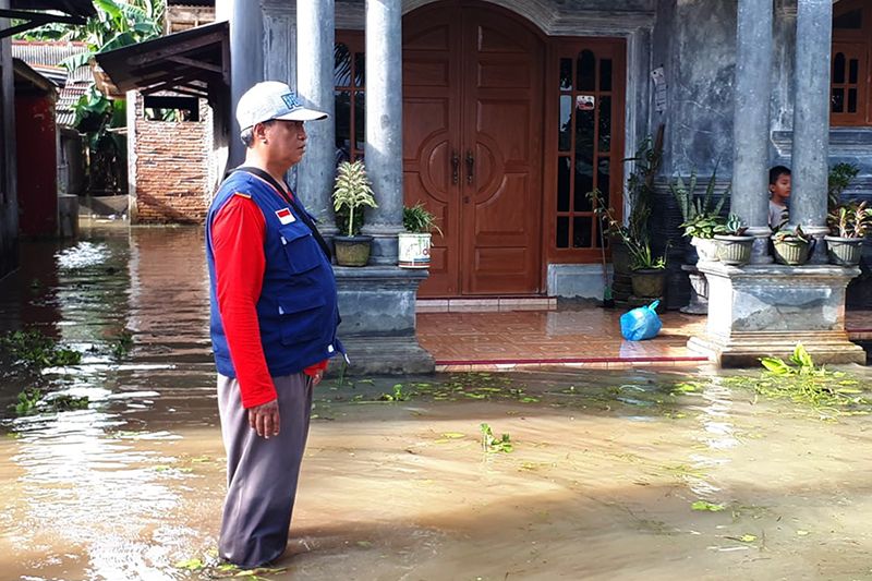 Penanganan Banjir Cilacap Fokus Pada Kelompok Usia Rentan