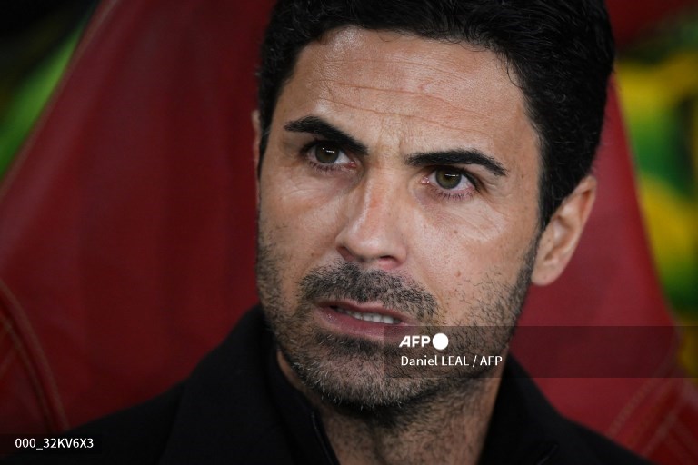 Arteta Keluhkan Jarak yang Lebar Antara Pemain Arsenal