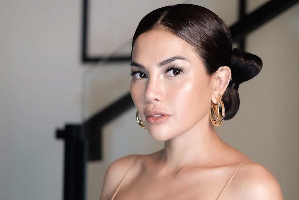 Usai Tulis Surat, Nikita Mirzani Banjir Dukungan Warganet Usai Tulis Surat, Nikita Mirzani Banjir Dukungan Warganet