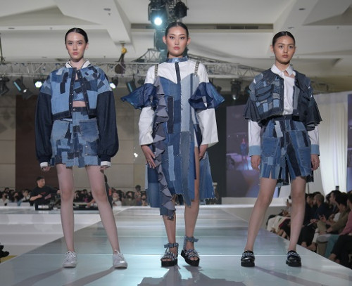Usung Tema Eco-Consious, Esmod Jakarta Creative Show 2022 Hadirkan Gaun ... Usung Tema Eco-Consious, Esmod Jakarta Creative Show 2022 Hadirkan Gaun ...