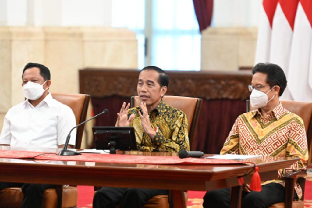 PPKM Resmi Dicabut! PPKM Resmi Dicabut!