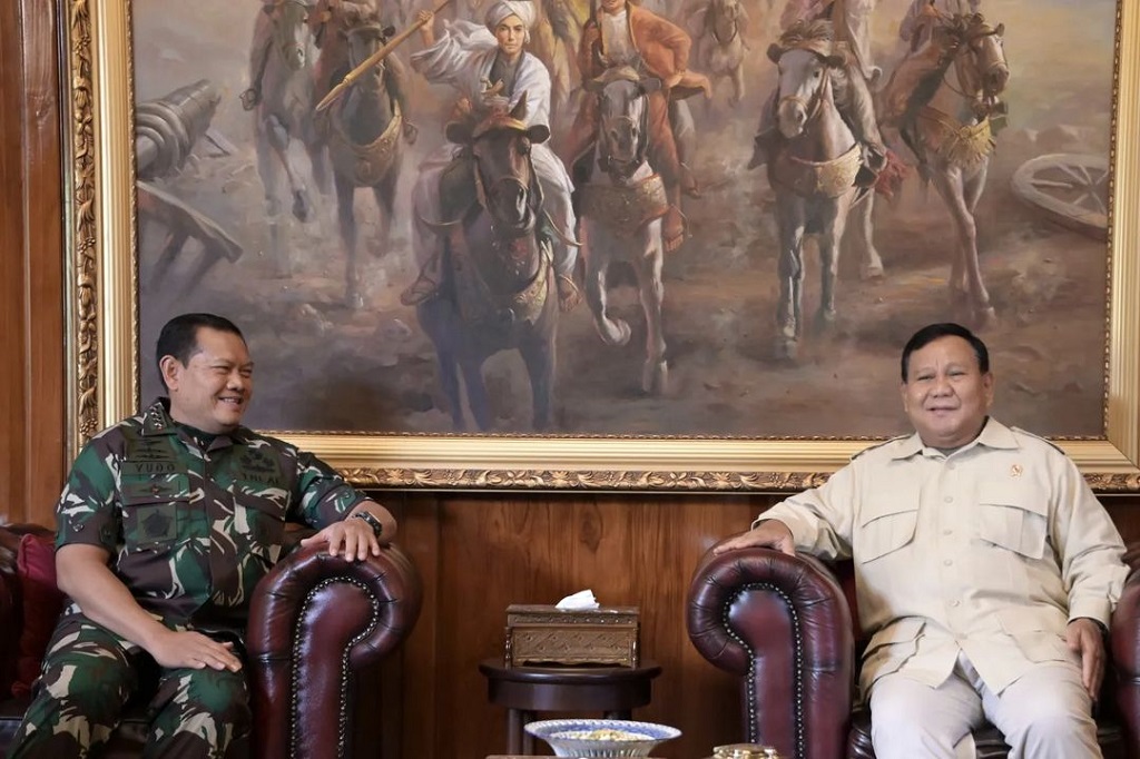 Menhan Terima Kunjungan Panglima TNI