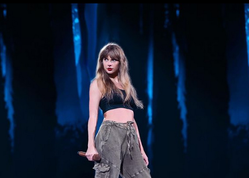 Kejutan! Taylor Swift Rilis Empat Lagu Sebelum Menjalani Tur Kejutan! Taylor Swift Rilis Empat Lagu Sebelum Menjalani Tur