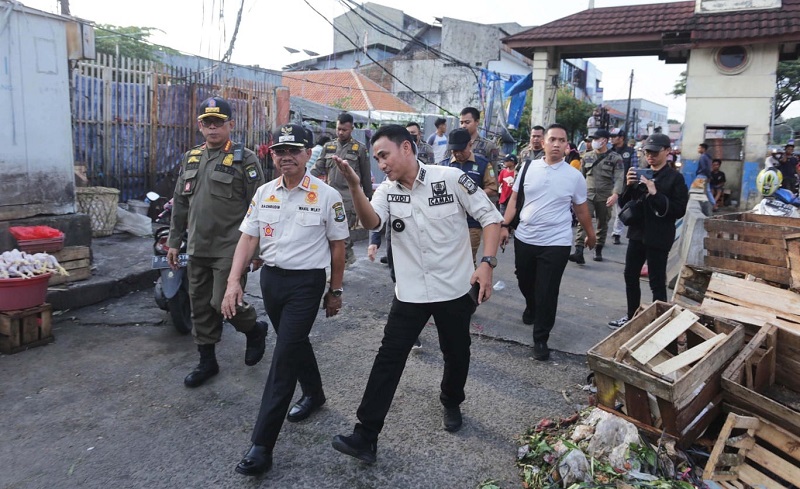 Dirut PD Pasar Kota Tangerang Sebut Revitalisasi Pasar Anyar Arahan Jokowi Dirut PD Pasar Kota Tangerang Sebut Revitalisasi Pasar Anyar Arahan Jokowi