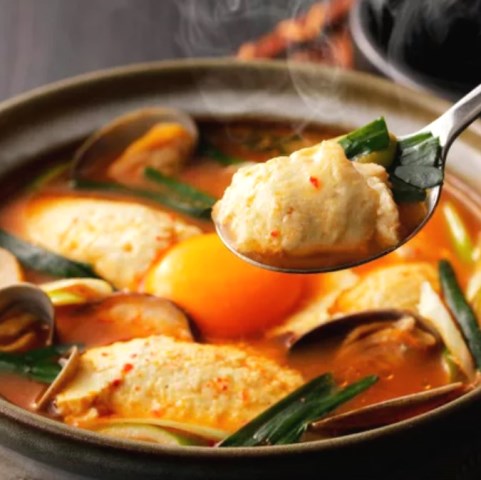 Sup Tofu Kimchi, Cita Rasa Tauco dan Kerang Hijau ala Korea