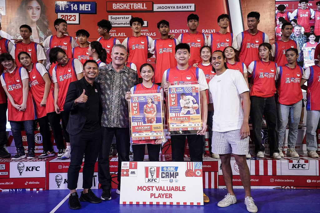 24 Pebasket Pelajar KFC DBL Camp 2023 Lanjutkan Pelatihan di Amerika ...