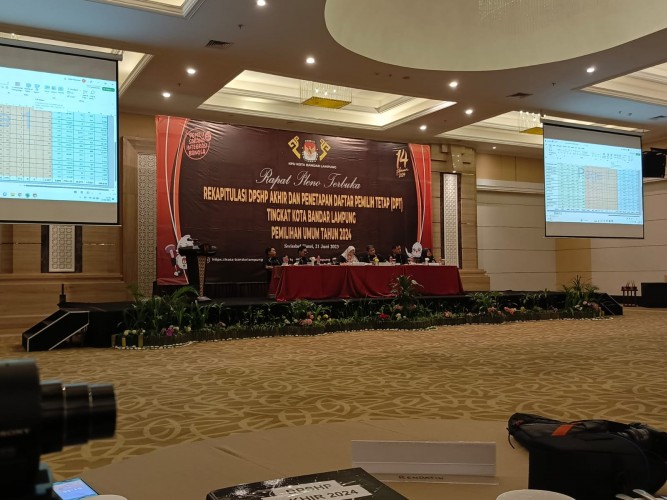 KPU Bandar Lampung Tetapkan DPT Pemilu 2024 Sebanyak 790.125 Pemilih KPU Bandar Lampung Tetapkan DPT Pemilu 2024 Sebanyak 790.125 Pemilih