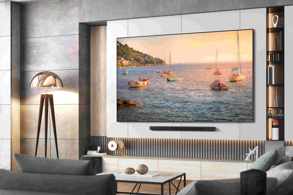 Samsung QLED 4K Kini Tersedia dalam Ukuran Layar 98 Inci
