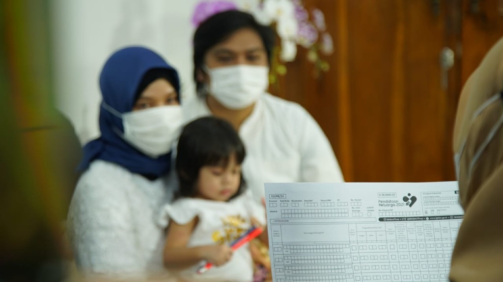 BKKBN Mulai Memutakhirkan Data Keluarga di Seluruh Indonesia BKKBN Mulai Memutakhirkan Data Keluarga di Seluruh Indonesia