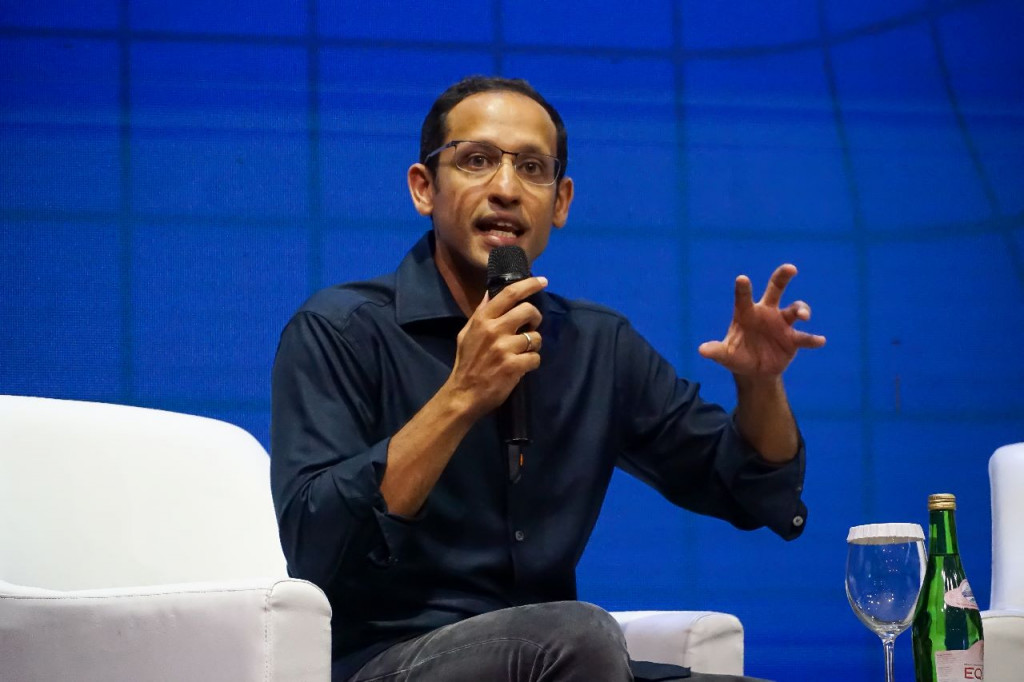 Nadiem Luruskan Polemik Soal PPDB Zonasi Warisan Muhadjir Effendy Nadiem Luruskan Polemik Soal PPDB Zonasi Warisan Muhadjir Effendy