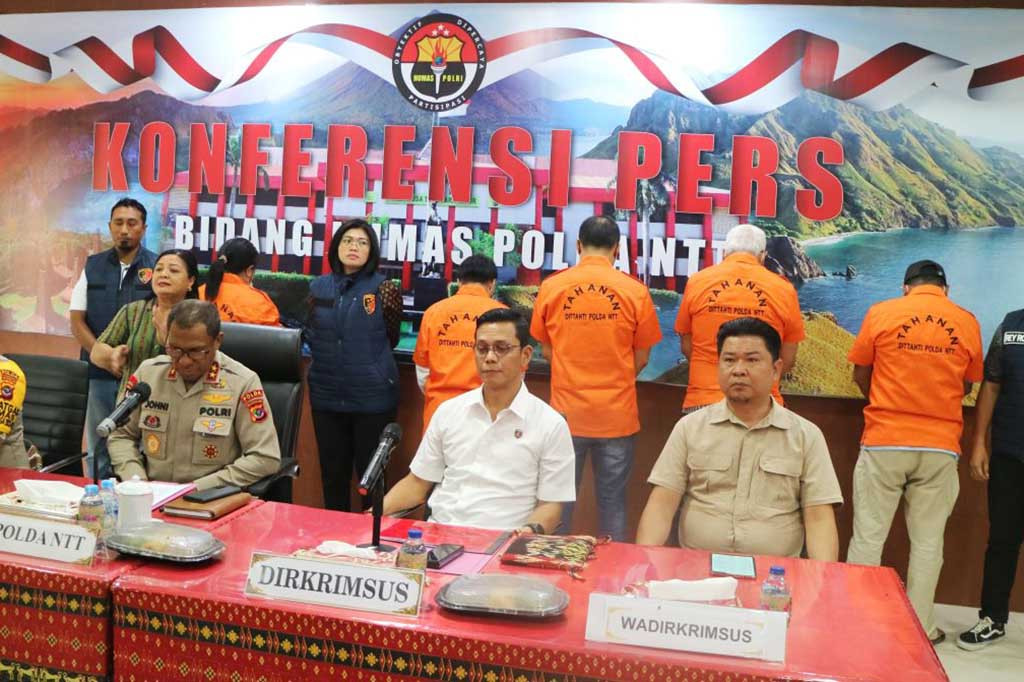 Kapolda NTT Beberkan Peran Tersangka Kasus Korupsi Pembangunan RS Boking Kapolda NTT Beberkan Peran Tersangka Kasus Korupsi Pembangunan RS Boking