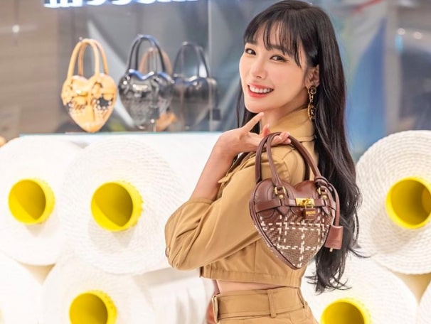 Tiffany Girls Generation Umumkan Hiatus Sementara karena Masalah Kesehatan Tiffany Girls Generation Umumkan Hiatus Sementara karena Masalah Kesehatan