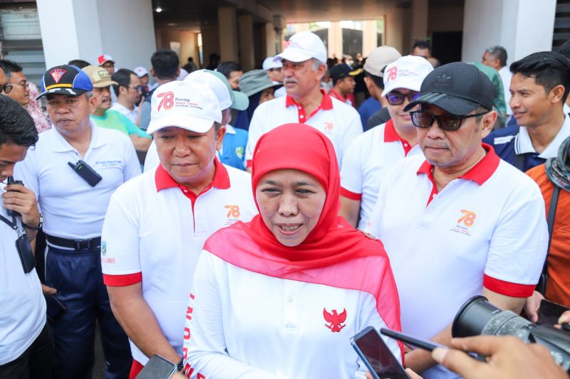 Khofifah Diklaim Nyatakan Siap Masuk TKN Prabowo-Gibran Khofifah Diklaim Nyatakan Siap Masuk TKN Prabowo-Gibran
