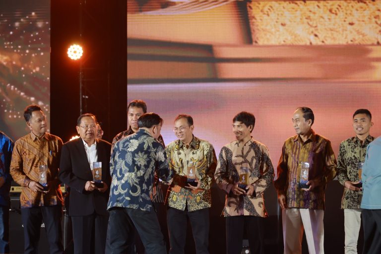 Unair Borong 10 Penghargaan Anugerah Diktiristek 2023