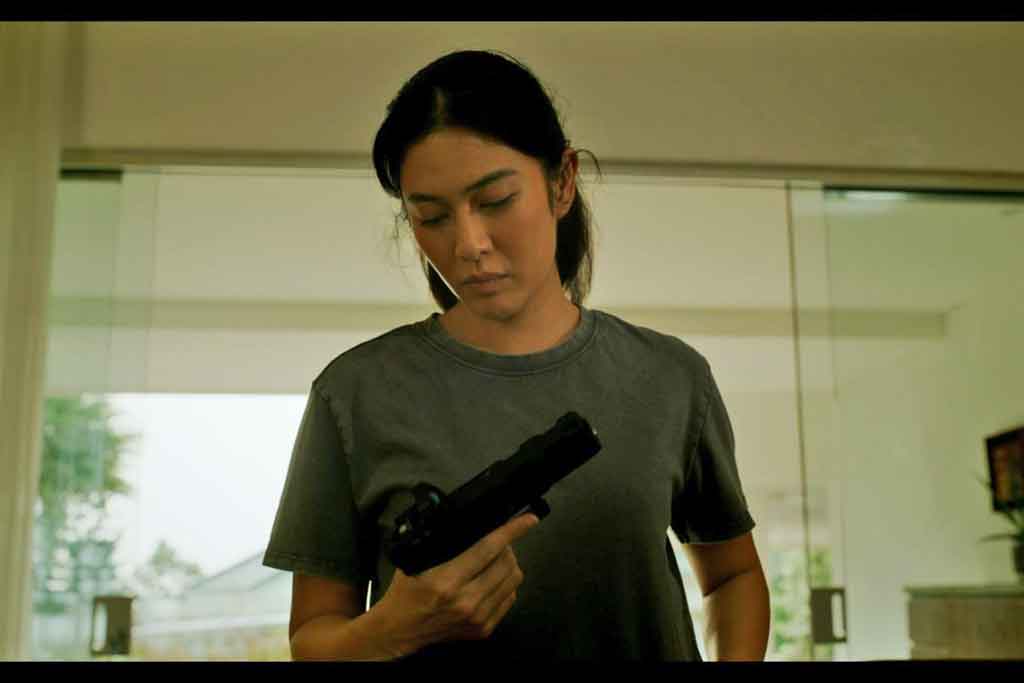 Dian Sastro jadi Ratu Adil Dian Sastro jadi Ratu Adil