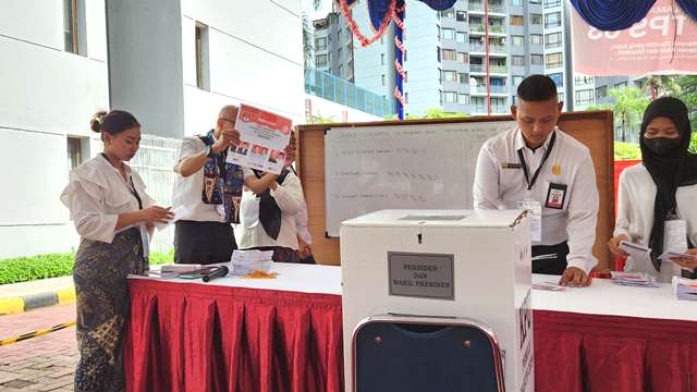 Ganjar-Mahfud Menang di TPS Kaesang Ganjar-Mahfud Menang di TPS Kaesang