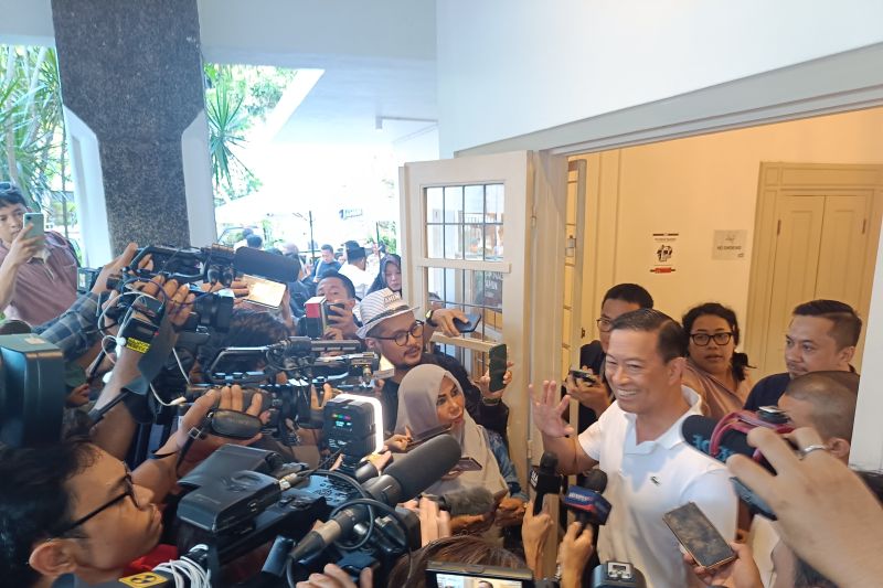 Thomas Lembong Minta Saksi AMIN Tetap Kawal Suara di TPS Thomas Lembong Minta Saksi AMIN Tetap Kawal Suara di TPS