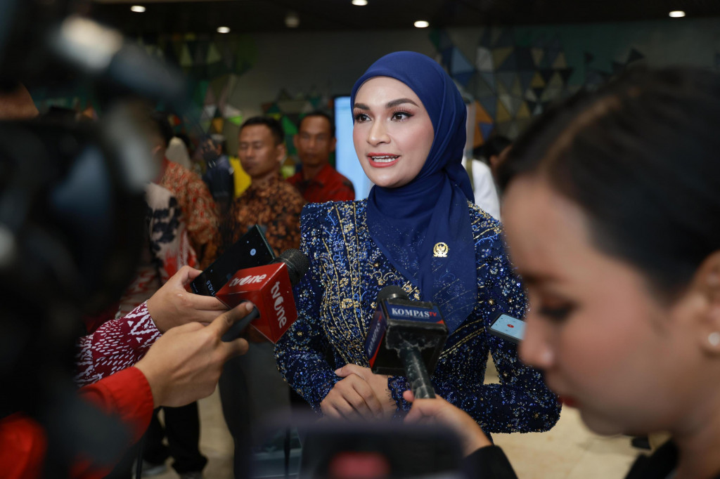 Nakhodai Fraksi PAN DPR RI, Putri Zulhas Bilang Begini Nakhodai Fraksi PAN DPR RI, Putri Zulhas Bilang Begini