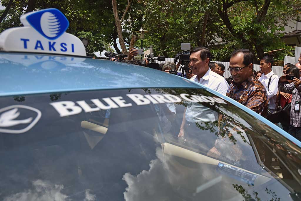 Go-Jek dan Blue Bird Luncurkan Go-Bluebird