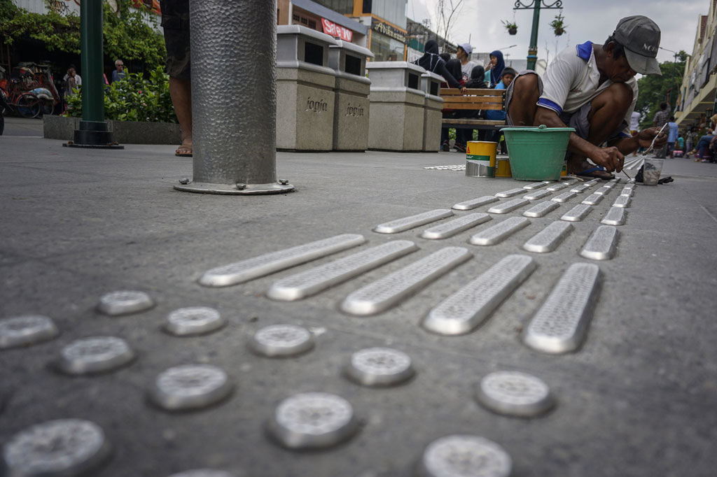 Lempeng Tembaga Miniatur Filosofis Yogyakarta Hilang