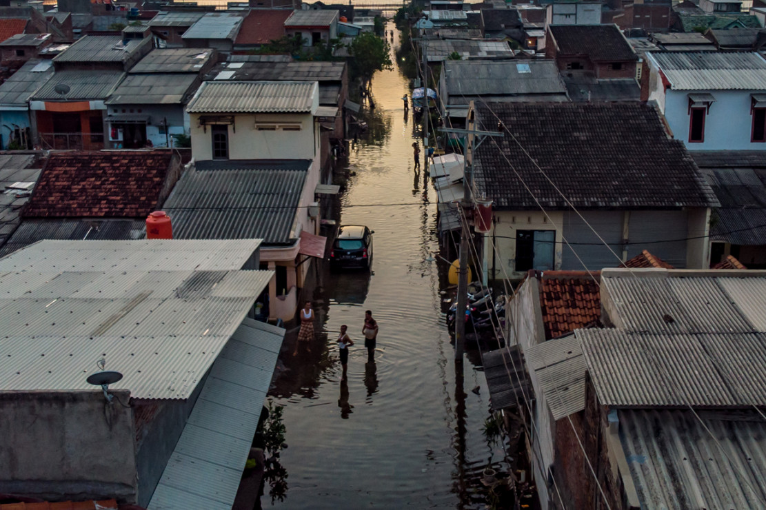 Banjir Rob Kembali Rendam Pekalongan dan Demak - Medcom.id Banjir Rob Kembali Rendam Pekalongan dan Demak - Medcom.id