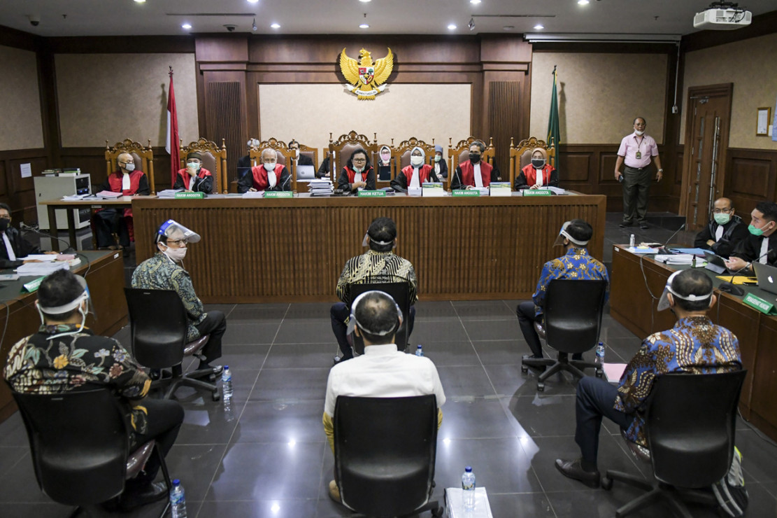 6 Terdakwa Korupsi Jiwasraya Jalani Sidang Perdana - Medcom.id 6 Terdakwa Korupsi Jiwasraya Jalani Sidang Perdana - Medcom.id