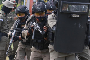 Polda Jatim Gelar Lomba Dalmas Sabhara dan Wanteror Brimob