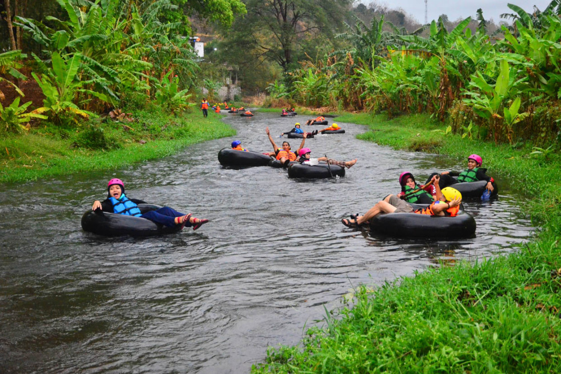 Menikmati Wisata River Tubing di Sungai Logung Kudus