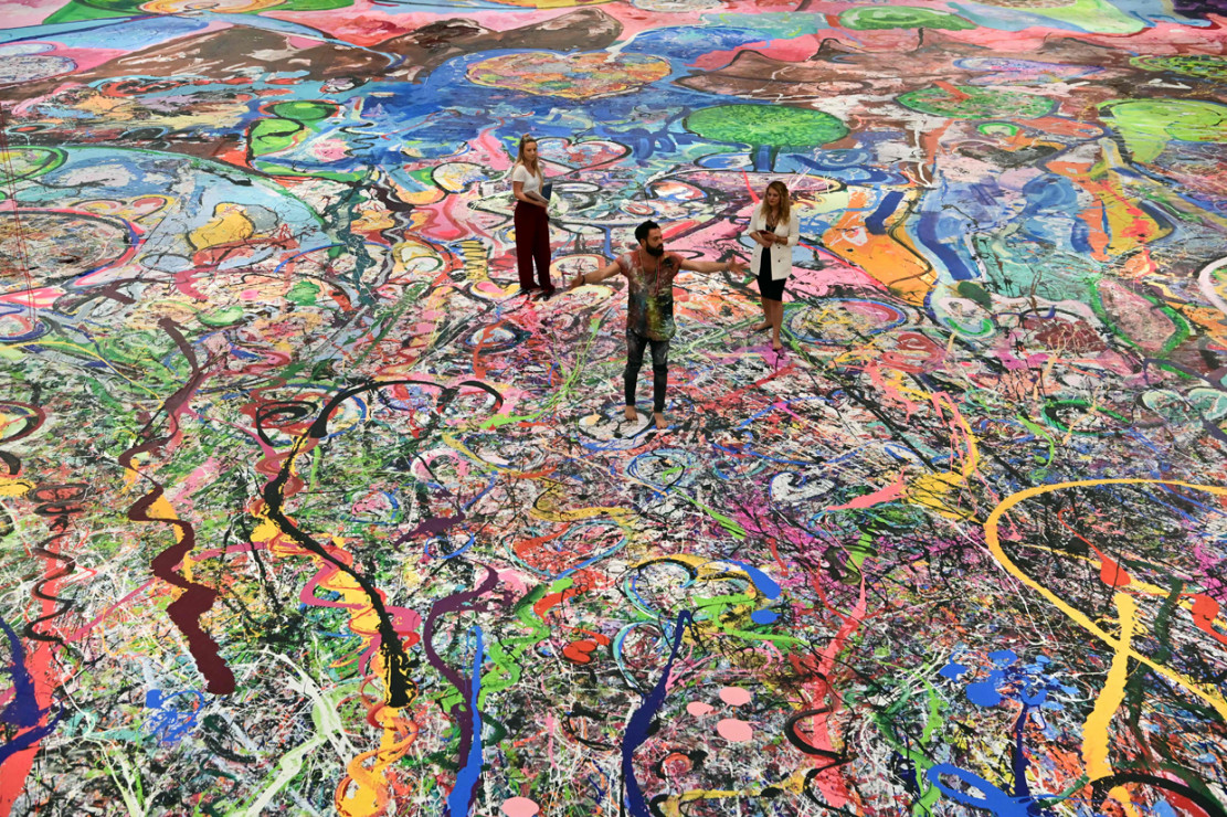 Melihat Lukisan Terbesar di Dunia Karya Seniman Inggris di Dubai