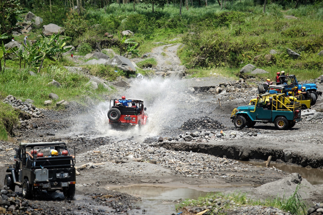 Status Merapi Siaga, Wisata Jeep Tetap Beroperasi