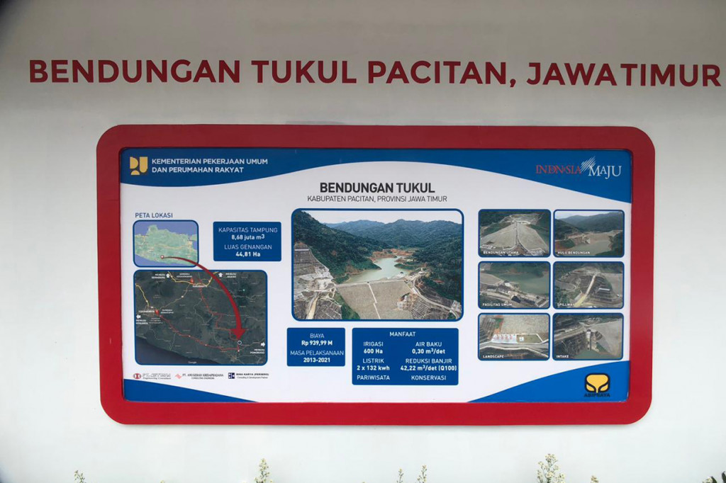 Jokowi Resmikan Bendungan Tukul di Pacitan