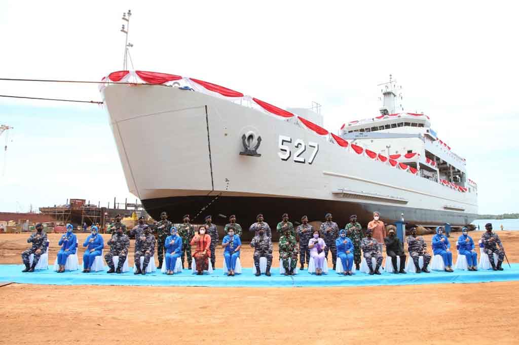 KSAL Luncurkan Kapal Angkut Tank Buatan Dalam Negeri