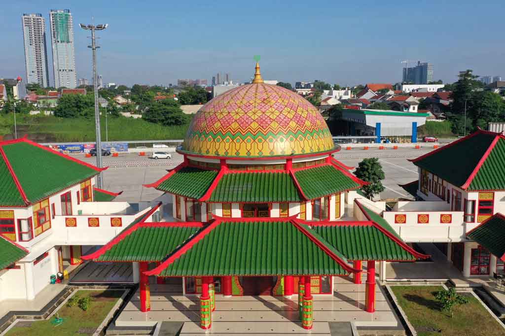 Mengunjungi Masjid Babah Alun, Destinasi Wisata Religi di Jakarta Selatan