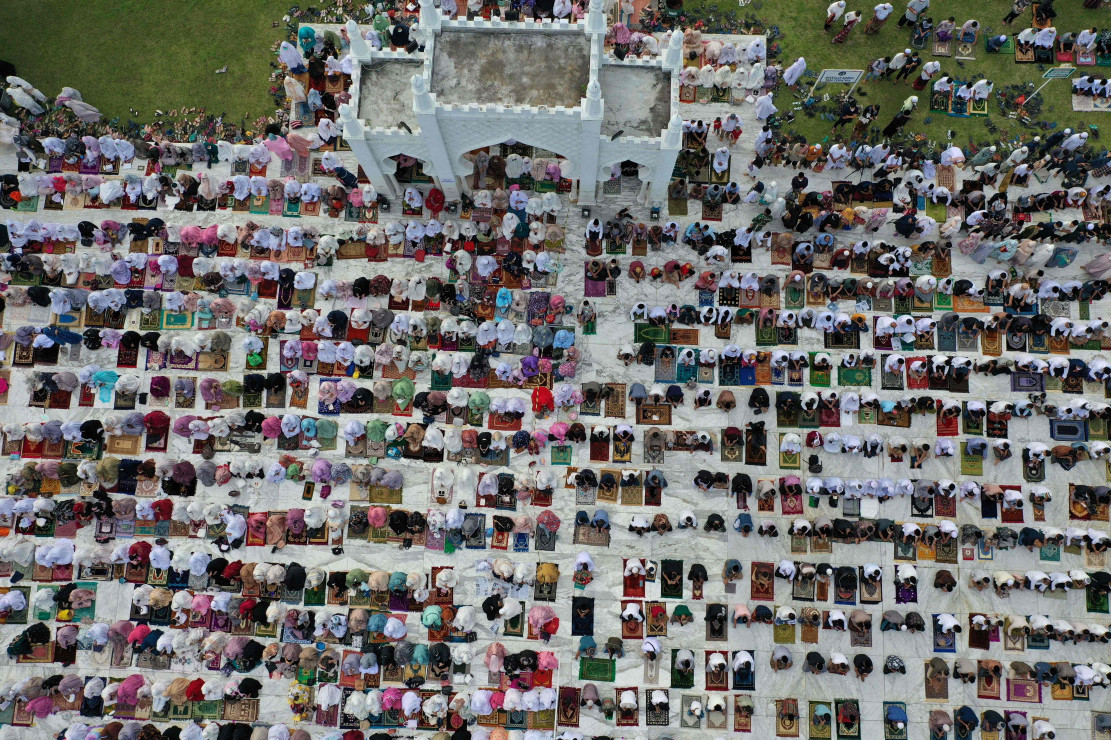 Foto: Ribuan Jemaah Salat Idul Adha Padati Masjid Raya Baiturrahman Aceh Foto: Ribuan Jemaah Salat Idul Adha Padati Masjid Raya Baiturrahman Aceh