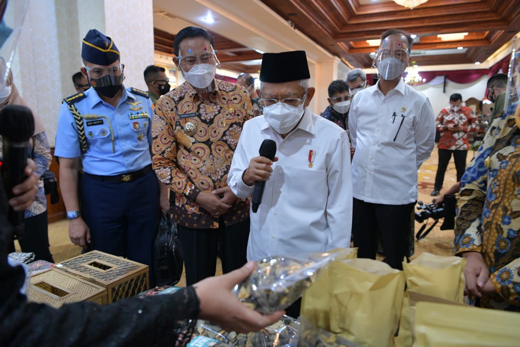 Pemerintah Targetkan Pengentasan Kemiskinan Ekstrem 0% pada 2024 - Medcom.id