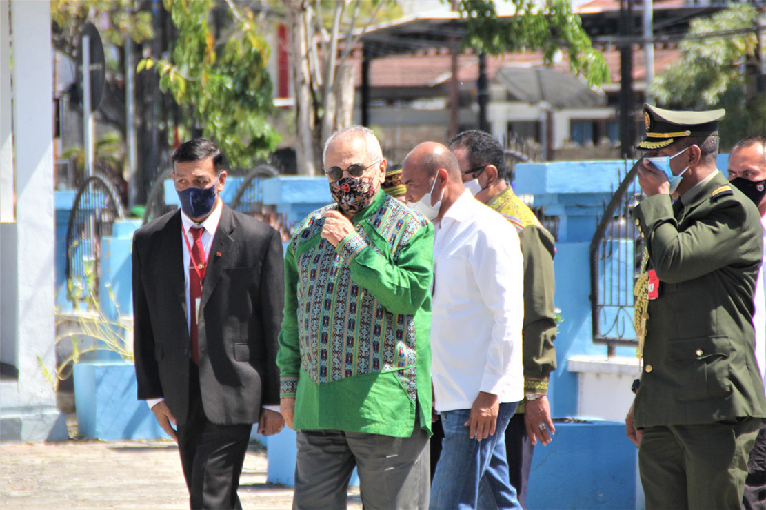 Foto: Presiden Timor Leste Ziarah ke Makam Eks Gubernur Timtim