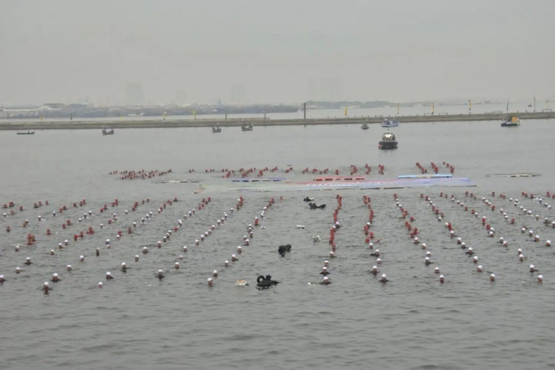 Keren! TNI AL Pecahkan Rekor MURI Water Trappen
