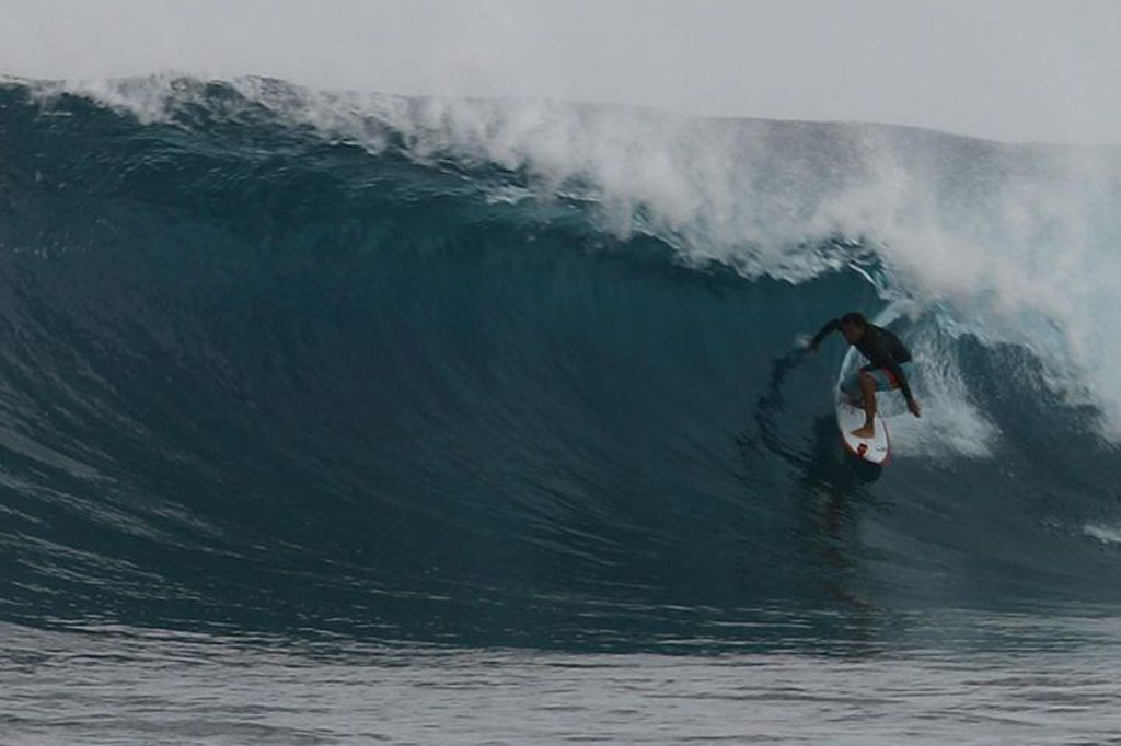 Peselancar Profesional AS Mikala Jones Tewas di Mentawai