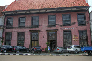 Sempat Terbengkalai, Toko Merah Disulap Jadi Kafe Estetik