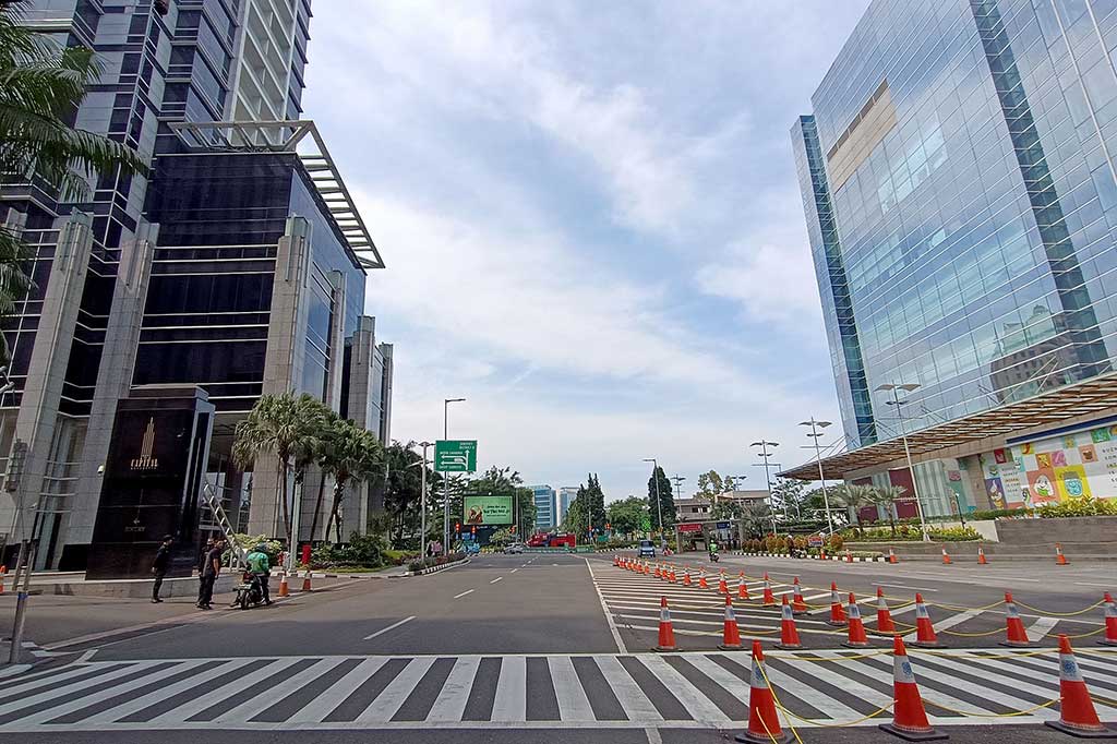 Kompleks Perkantoran SCBD Mulai Sepi