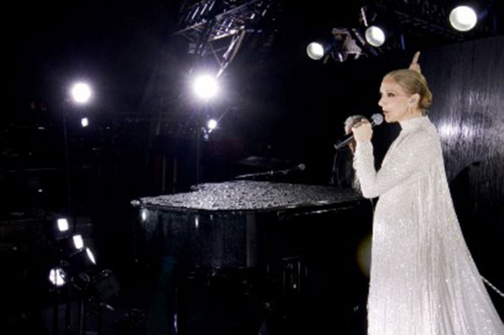 Melihat Penampilan Celine Dion di Pembukaan Olimpiade Paris Melihat Penampilan Celine Dion di Pembukaan Olimpiade Paris